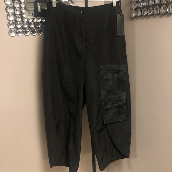 Sun Kim | Pants & Jumpsuits | Sun Kim Camo Pocket Pant | Poshmark